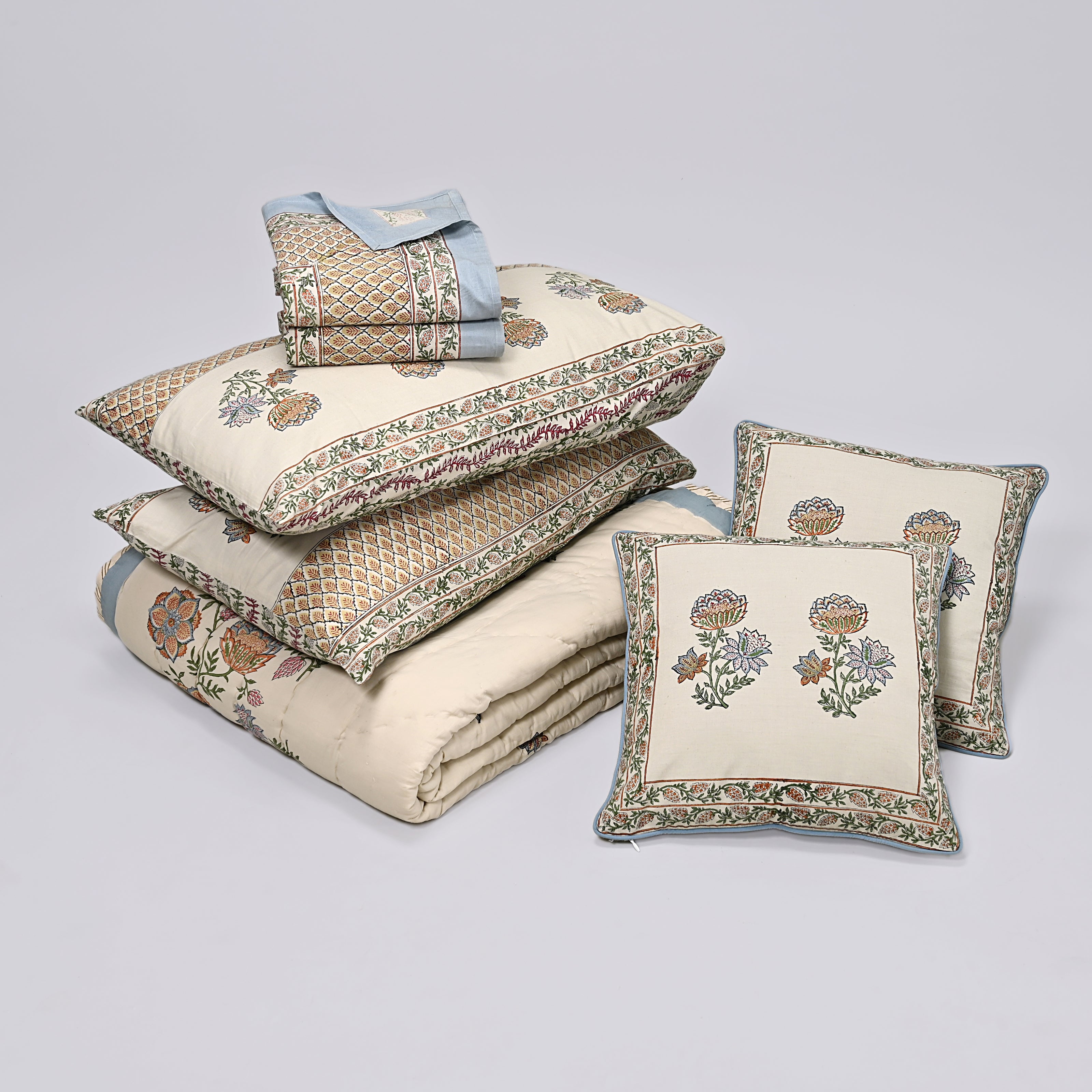 Vintage Victoria Bedding Set